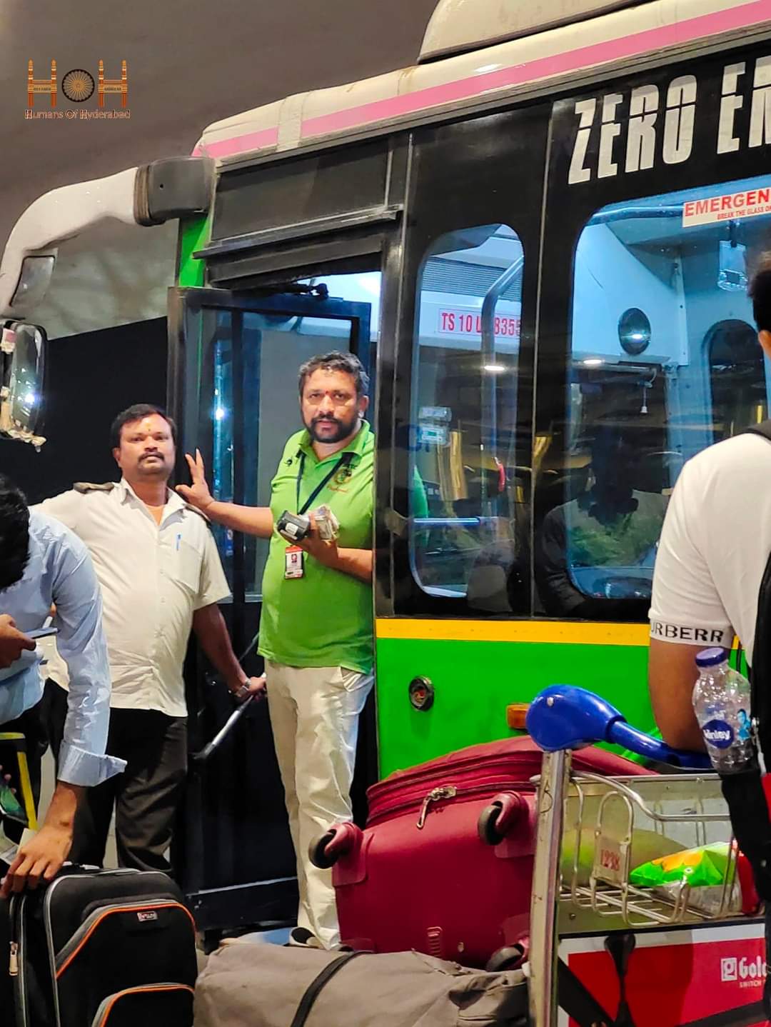 A Day with TSRTC Pushpak Airport Liner bus employees – Humans Of Hyderabad