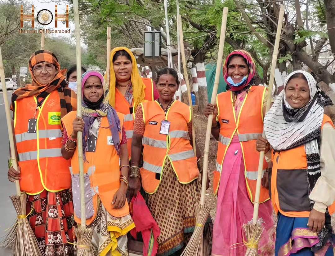 Dust and Dignity: A Glimpse into the Lives of City Sweepers – Humans Of ...
